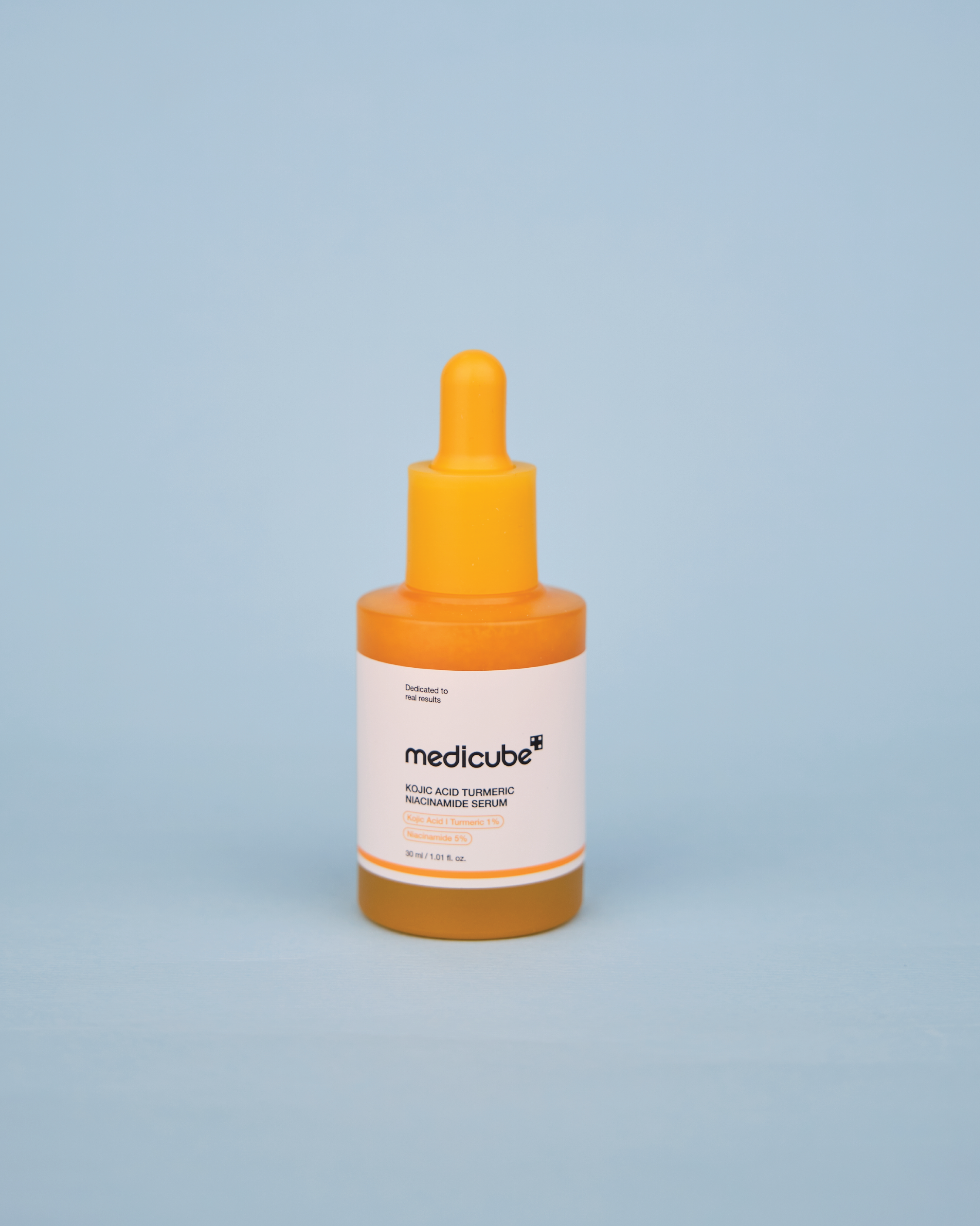 MEDICUBE Kojic Acid Turmeric Niacinamide Serum – Koral Secrets Kosova